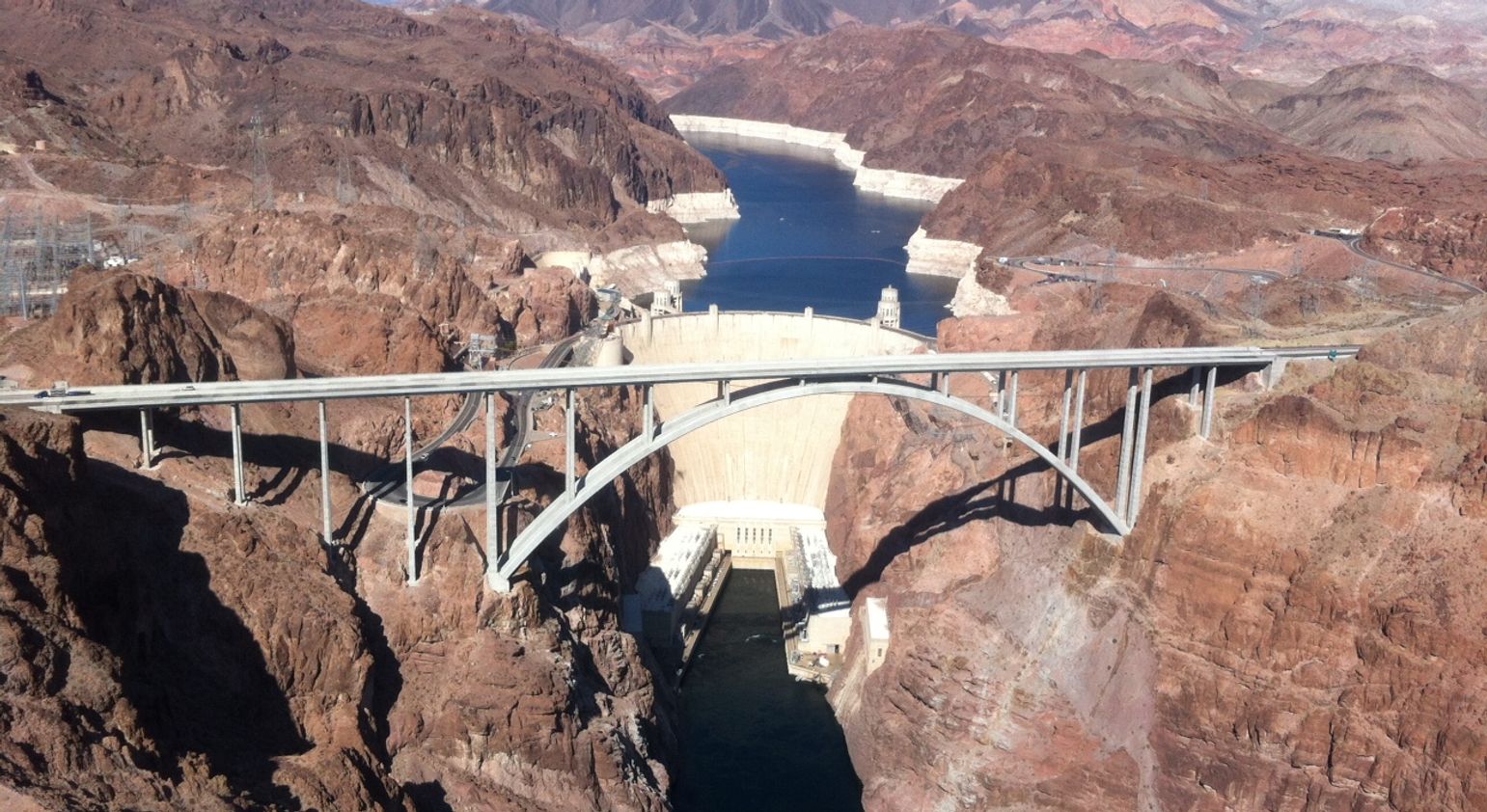 Hoover Dam Heli Tours | Helicopter Tours of Hoover Dam