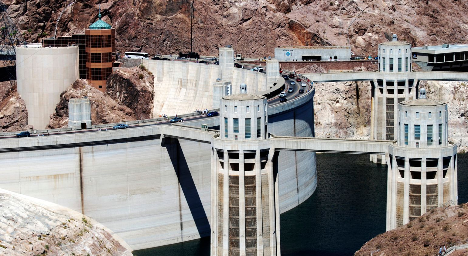 Hoover Dam Bus Tour | Papillon Grand Canyon Tours