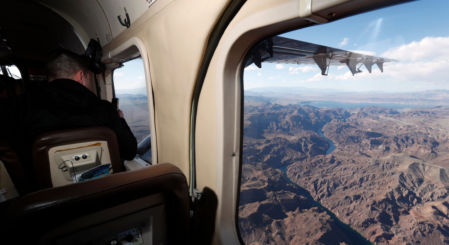 Grand Canyon Skywalk Experience Tour | Papillon Grand Canyon Tours