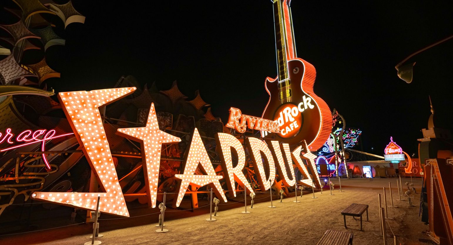 Las Vegas Neon Museum Tour and Helicopter Ride | Papillon Helicopters