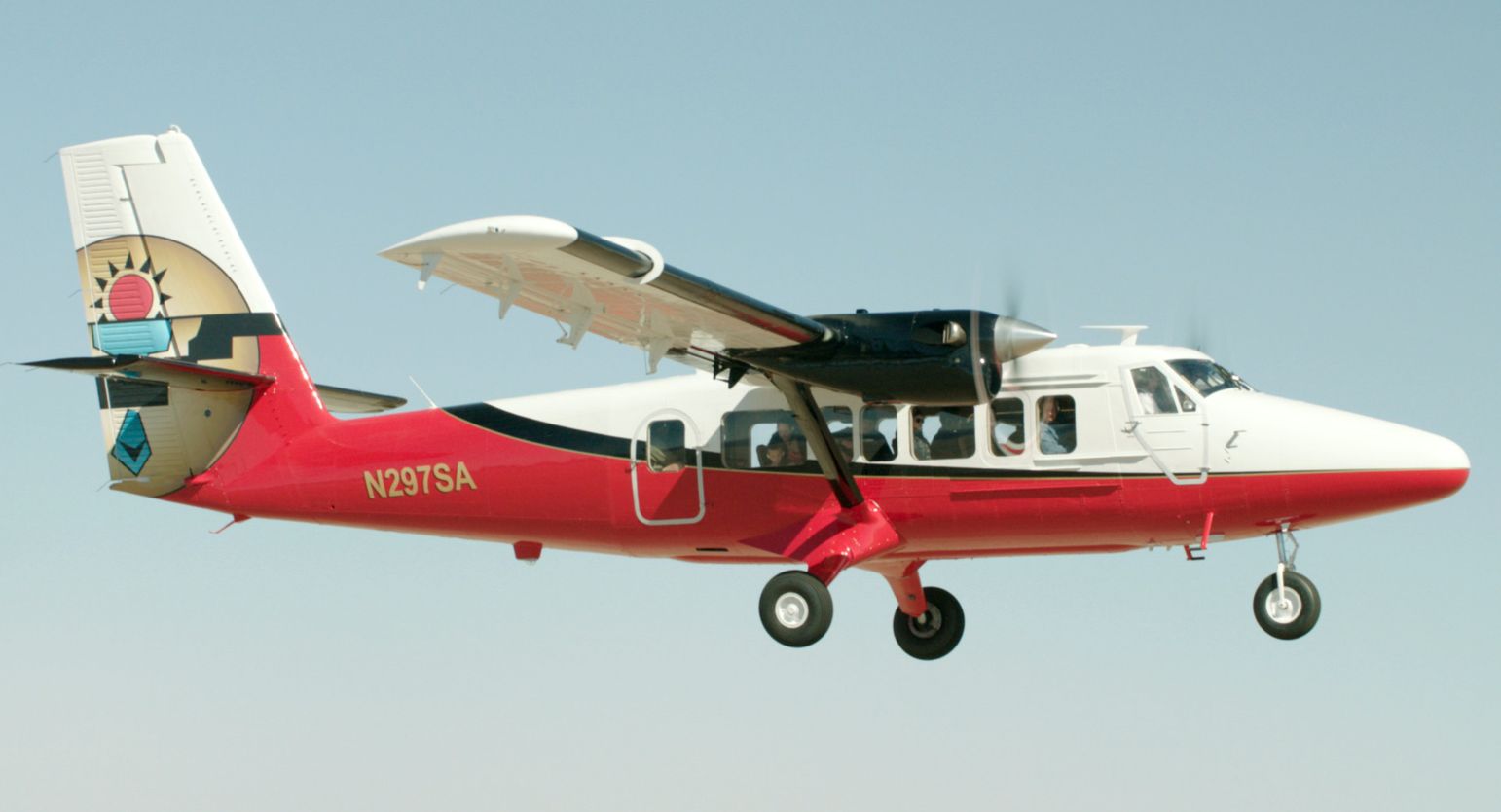 Grand Voyager With V.I.P. Skywalk | Papillon Grand Canyon Tours